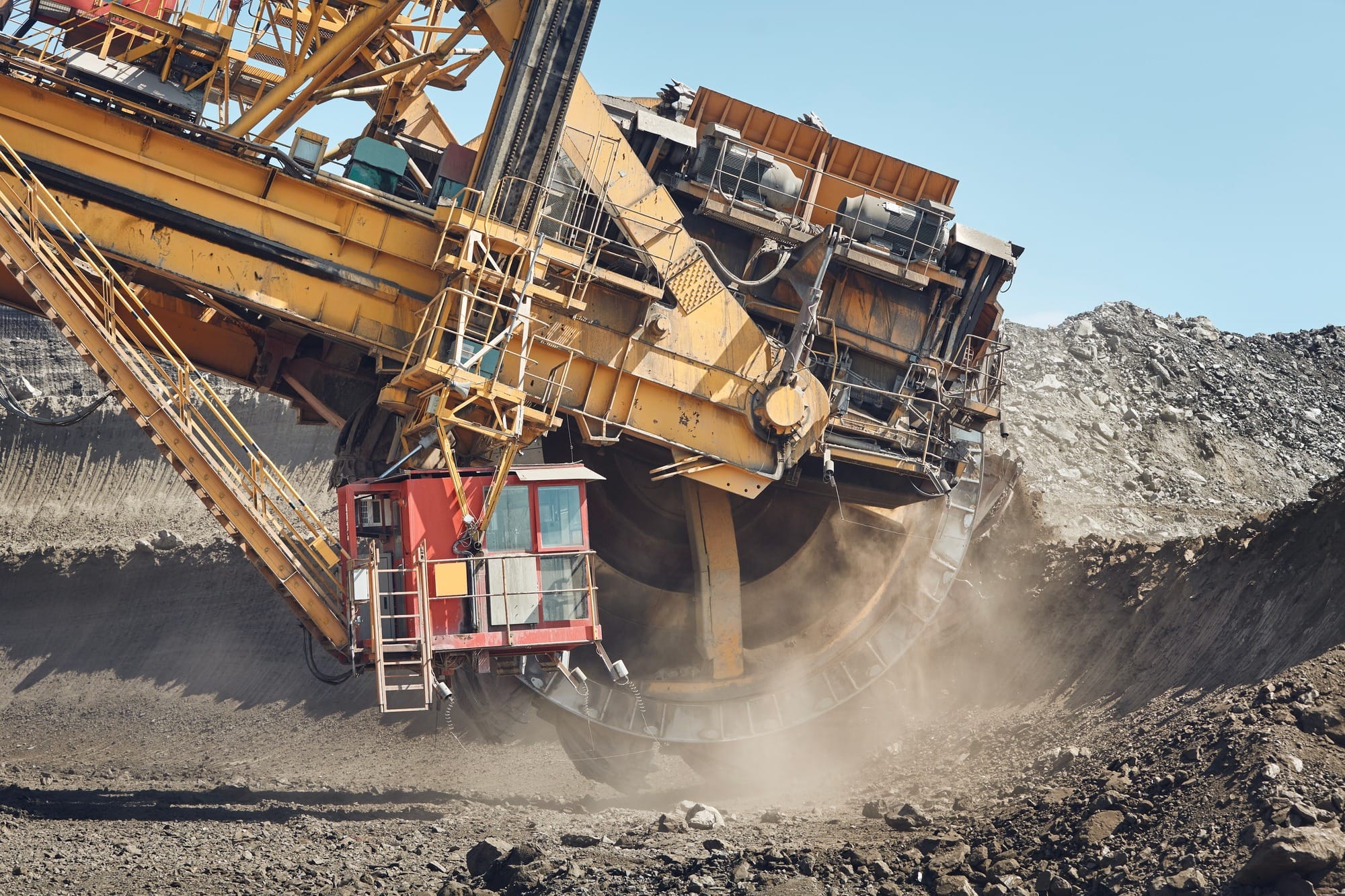 Mining & Natural Resources Crew Accommodation UK | Remote Workforce Housing